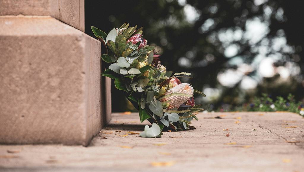 Choosing The Right Emcee For Your Funeral – 5 Considerations To Take ...